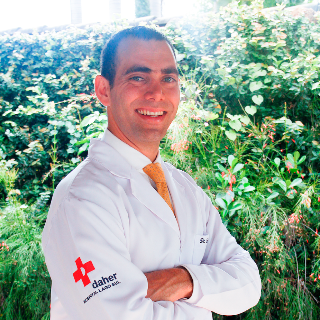 201804_HD_Cirurgia-Plástica-do-Daher-ganha-mais-um-integrante-da-fam ...